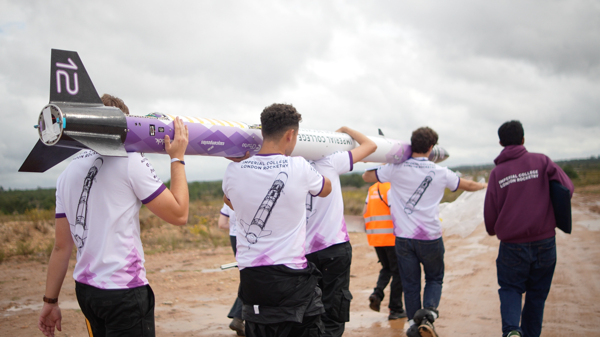 Imperial College Rocketry Team celebrate EuRoC success
